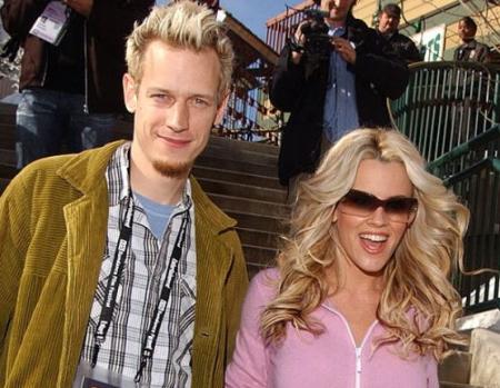 Evan Joseph Asher is the son of Jenny McCarthy And John Asher