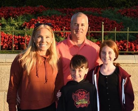 What's the Net Worth of Elizabeth Hashagen? Is She Married?