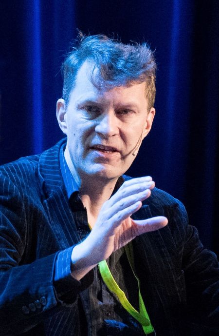 How Much is Luke Harding Net Worth? Details on His Married Life & Bio